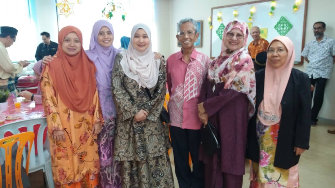 Tengku Siti Aisha: “Perseverance the key to success” – IIUM Today