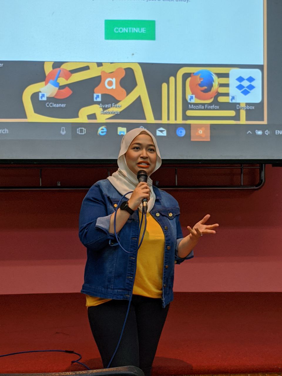 Popular host CK Faizal says “Voice reflects behaviour” – IIUM Today