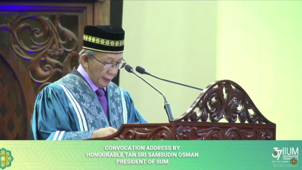 IIUM President reminds graduates to Lead the Way – IIUM Today