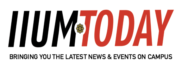 308 PhD graduands receive scrolls in first session of IIUM’s 40th ...