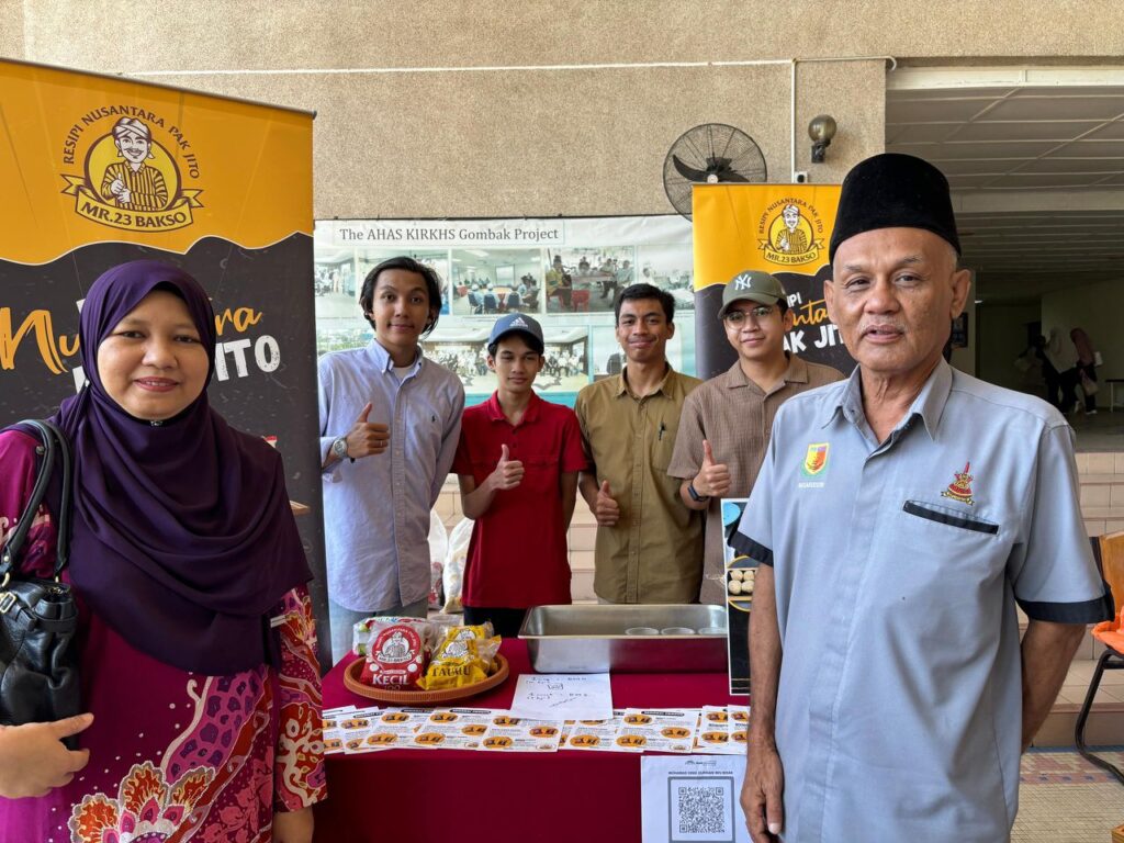 IMC Exhibition: Mr. 23 Bakso brings an Indonesian delicacy to Gombak – IIUM Today