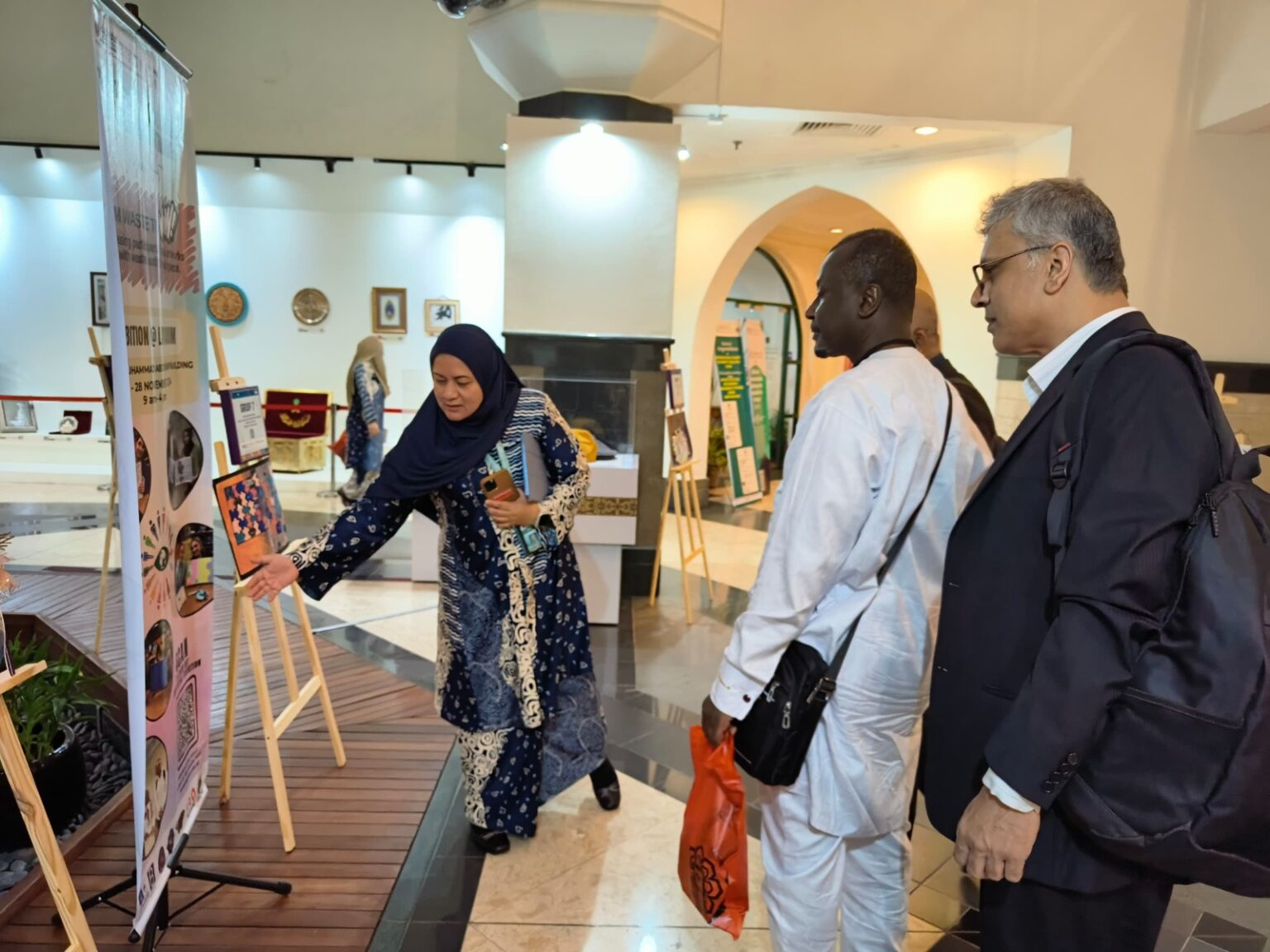 Fostering Global Citizenship through Art: IIUM and Shenandoah ...